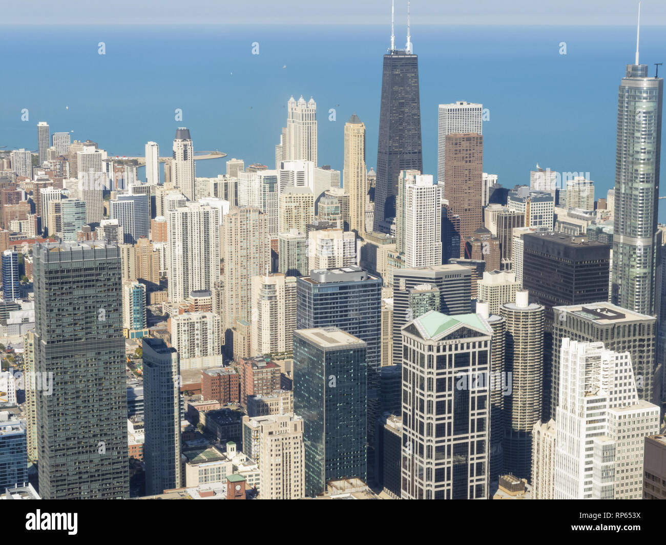 Chicago architecture on the horizon hi-res stock photography and images ...
