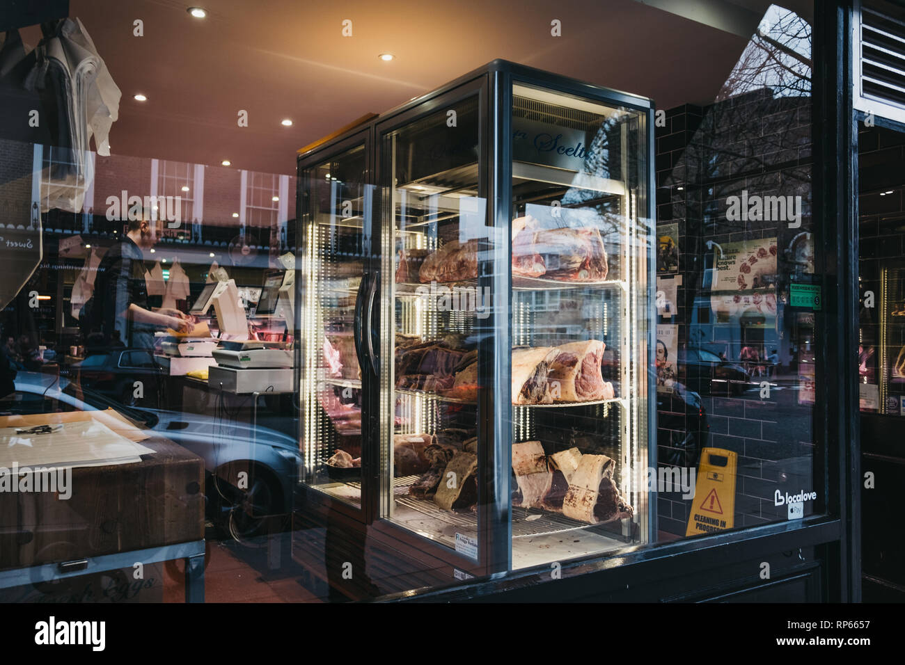 Beef Display In Grocery Store Stock Photos & Beef Display In Grocery ...