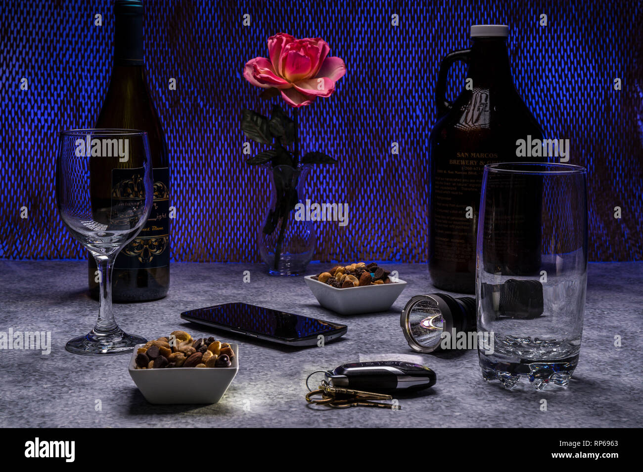 Bar booth empty hi-res stock photography and images - Alamy