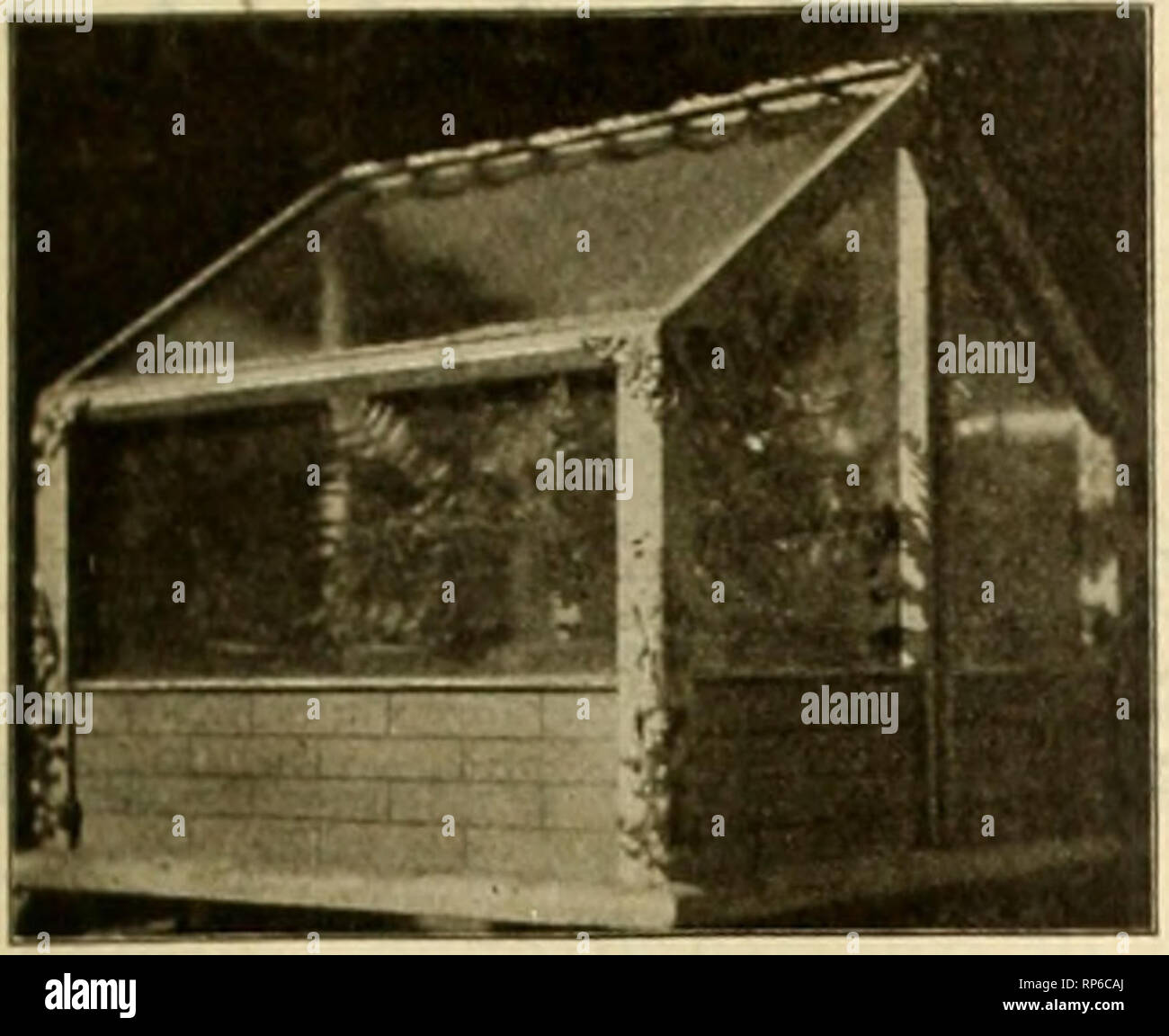 50 laroe houses hi-res stock photography and images - Alamy