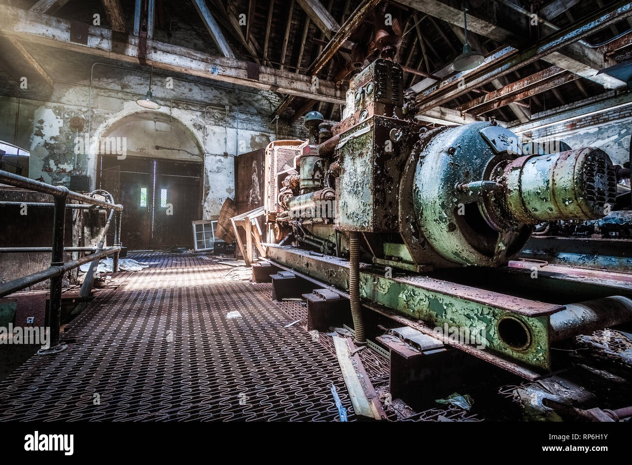 Hospital generator hi-res stock photography and images - Alamy