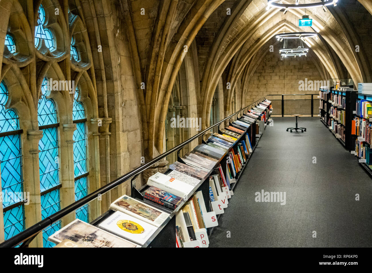 Modern church design hi-res stock photography and images - Alamy