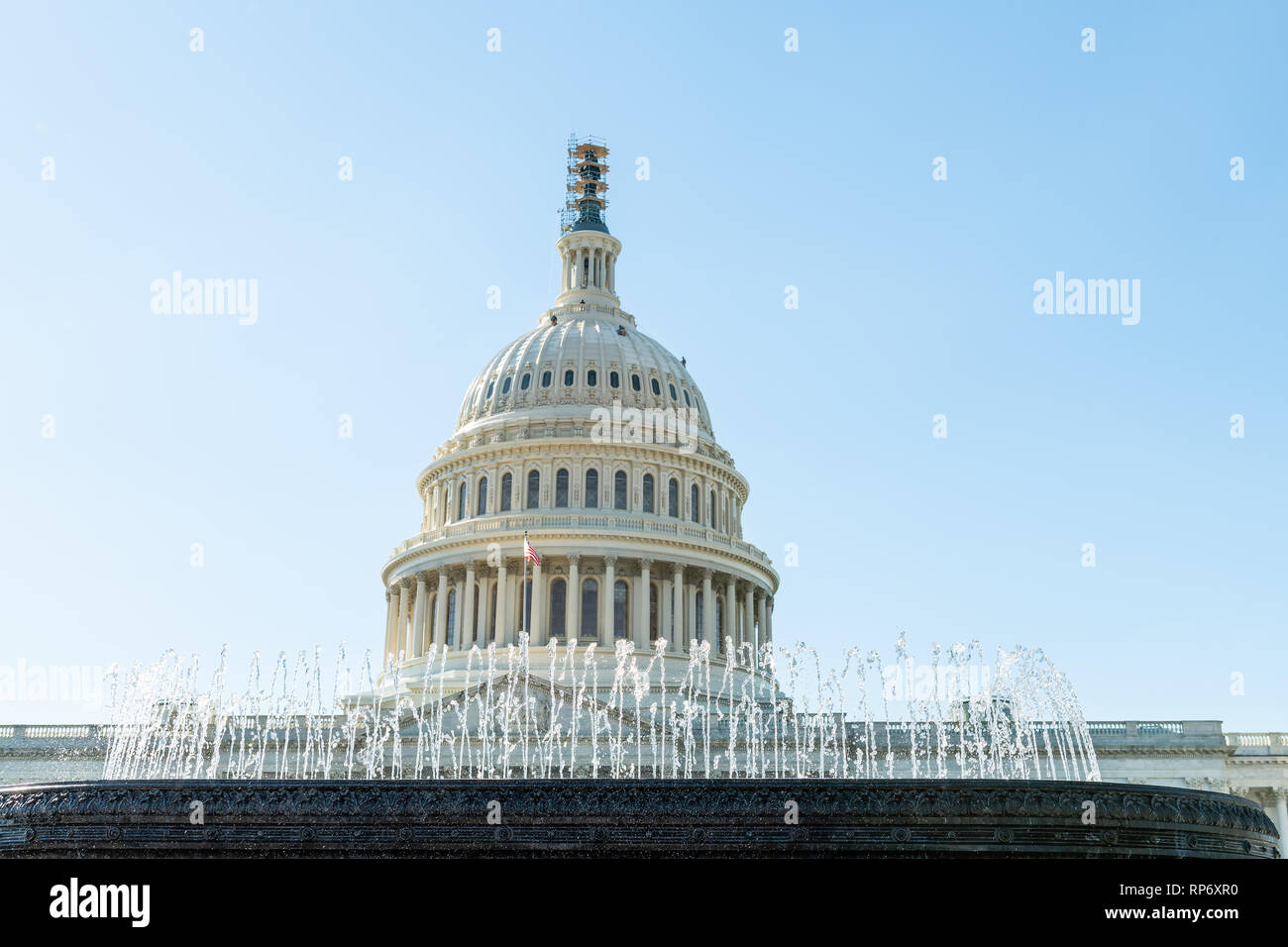 Us capitol pillars hi-res stock photography and images - Alamy