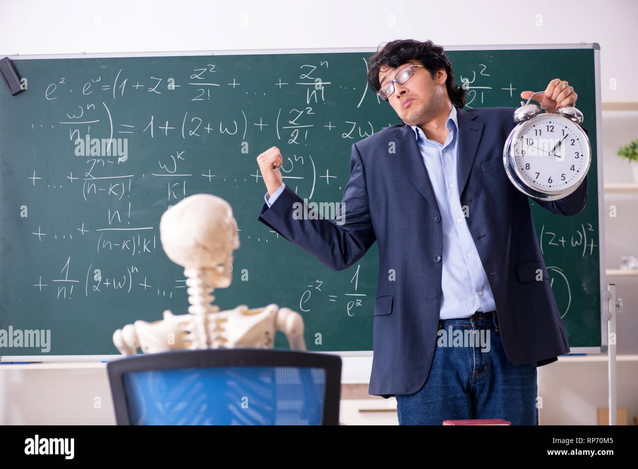 Teacher student discussing math hi-res stock photography and images - Alamy