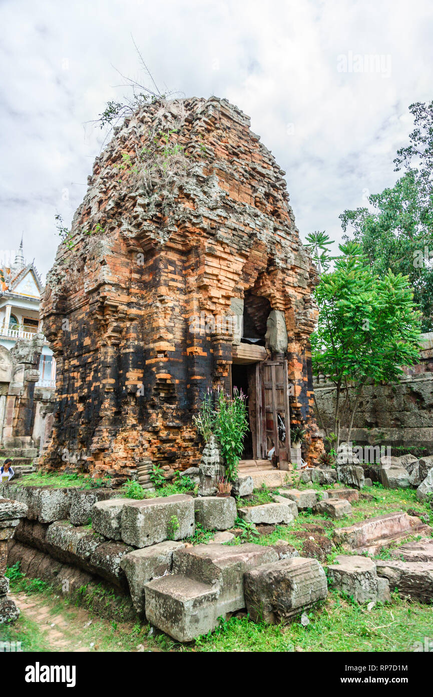 Prasat phnom chiso temple hi-res stock photography and images - Alamy