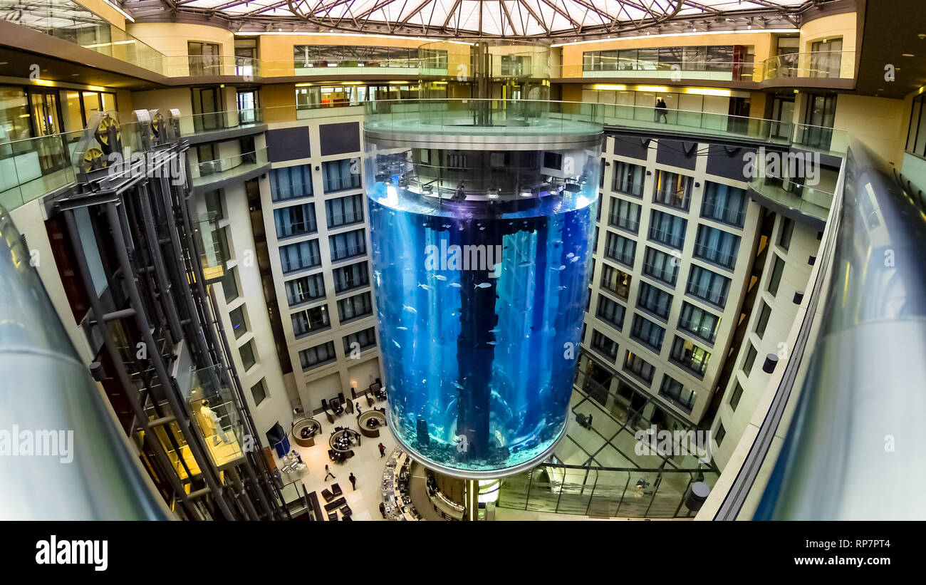 Radisson blu hotel fish tank hi-res stock photography and images - Alamy