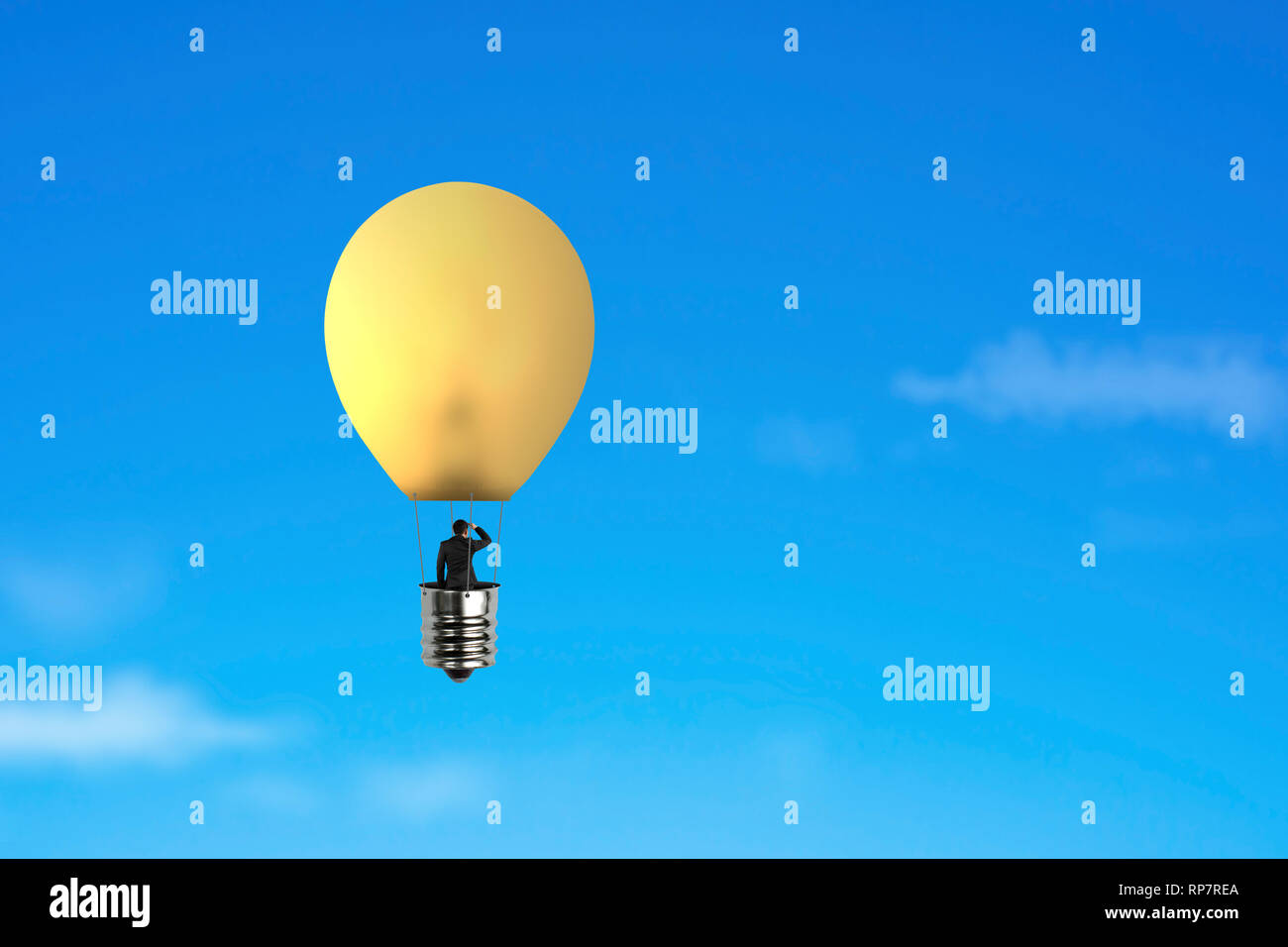 Light bulb hot air balloon hi-res stock photography and images - Alamy