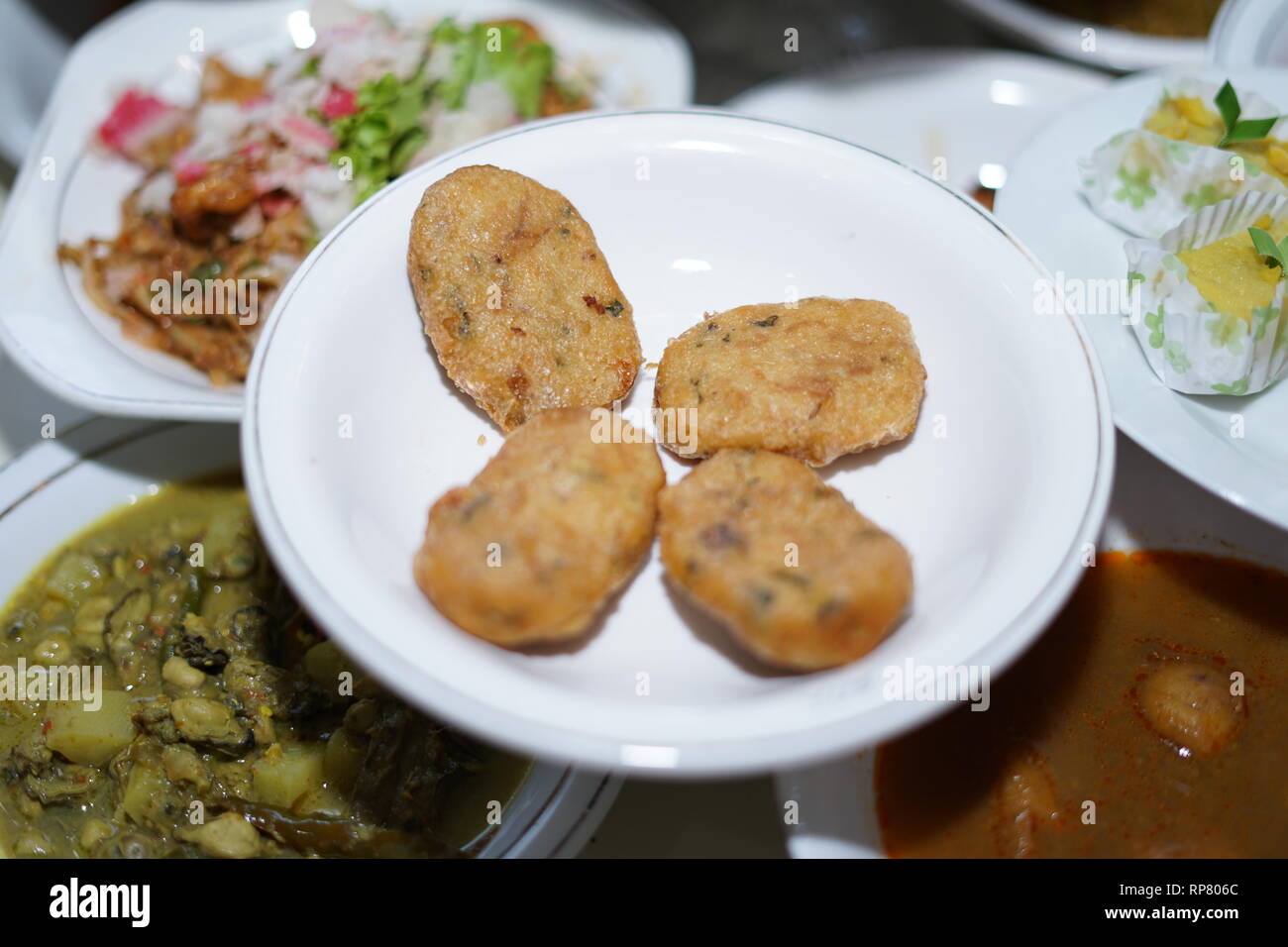 Perkedel kentang hi-res stock photography and images - Alamy