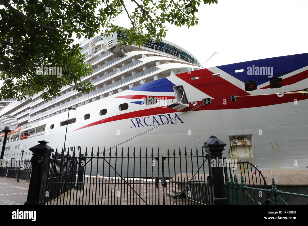 The Arcadia cruise ship moored at the Overseas Passenger Terminal in ...