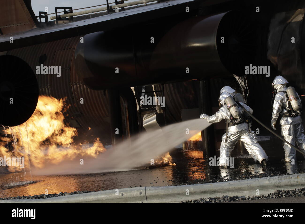 Fire containment drills hi-res stock photography and images - Alamy