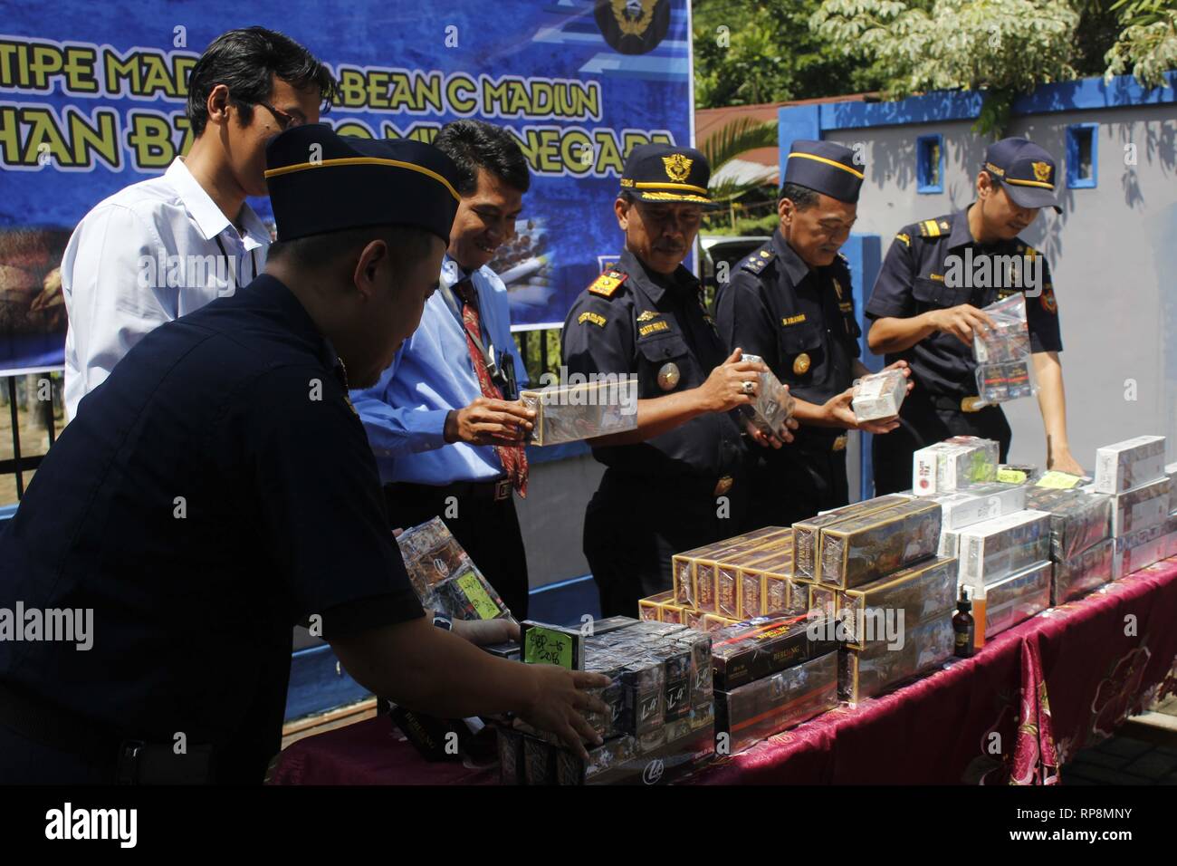 Madiun, Indonesia. 20th Feb, 2019. Officers observed and included ...