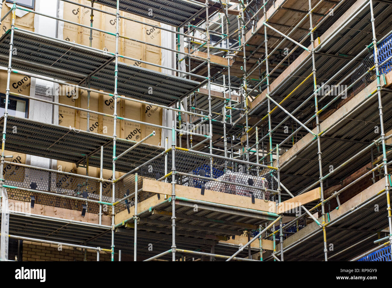 Trying to solve the housing problems and homelessness by constructing a ...