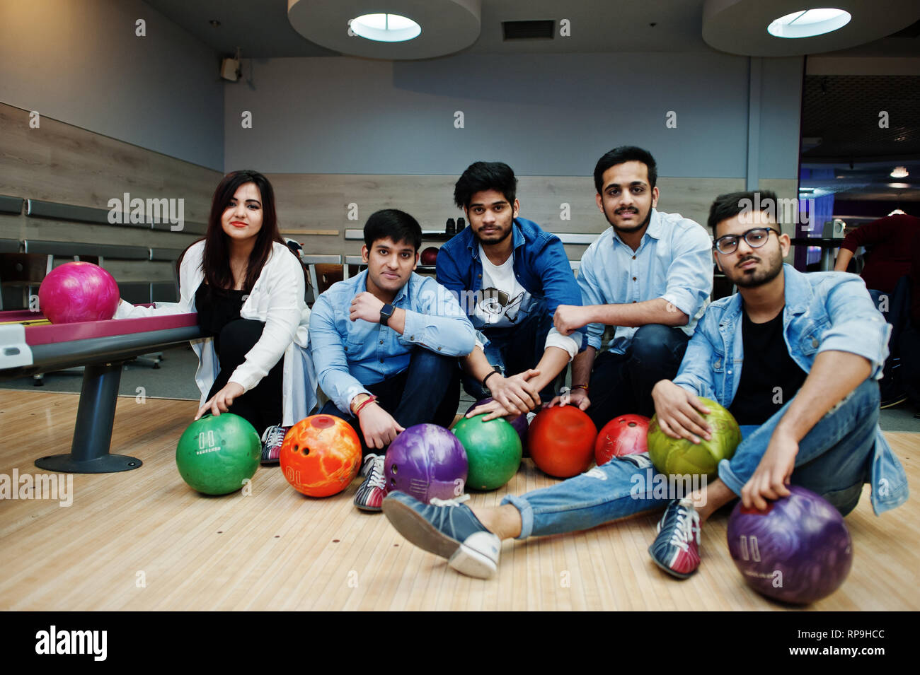 Japanese bowling alley hi-res stock photography and images - Alamy