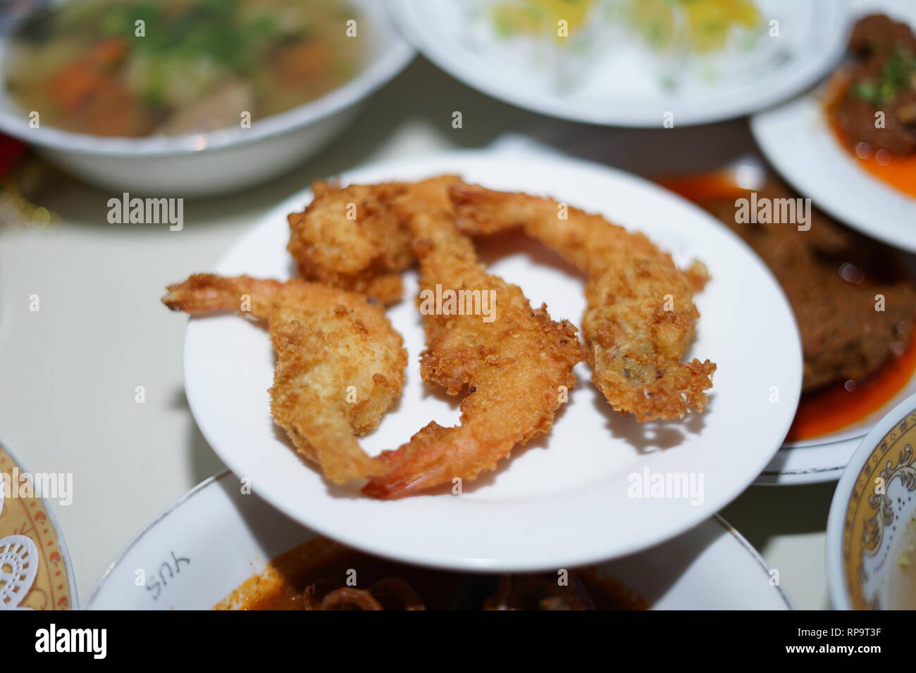 Deep fried breaded scampi hi-res stock photography and images - Alamy