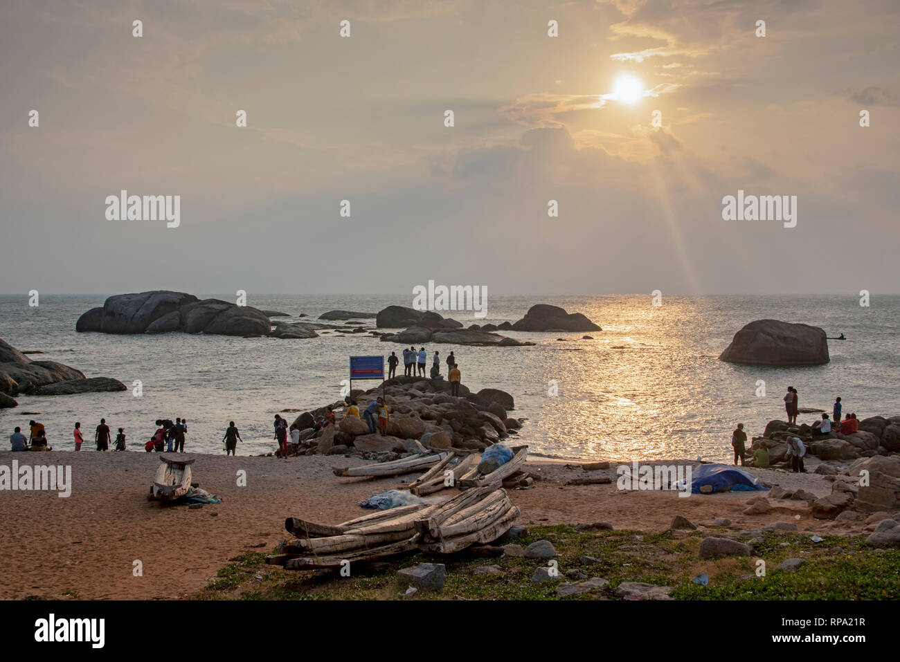 HDR image of crowds of local Indian people like to go to the beach at ...