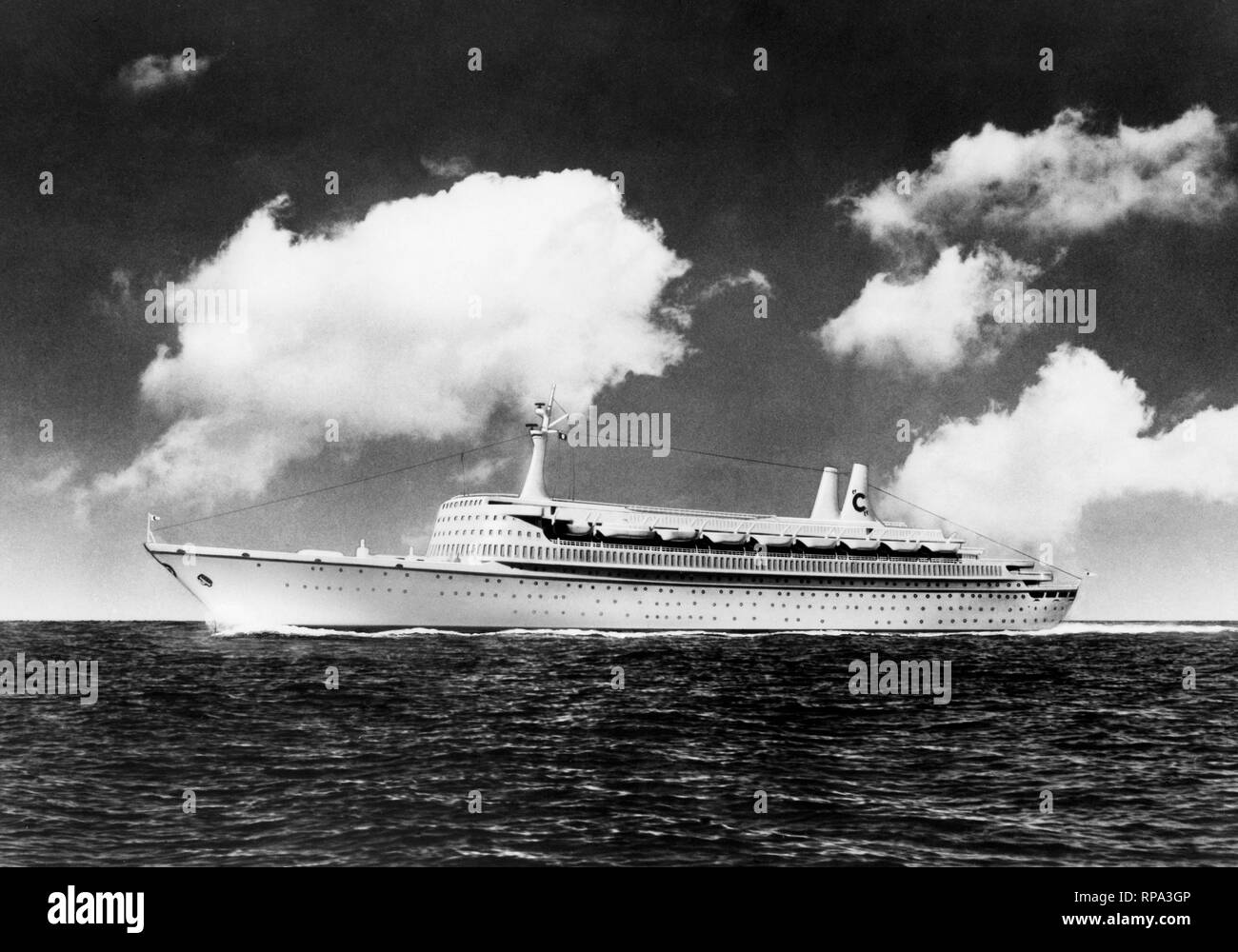 Transatlantic historical images archive hi-res stock photography and ...