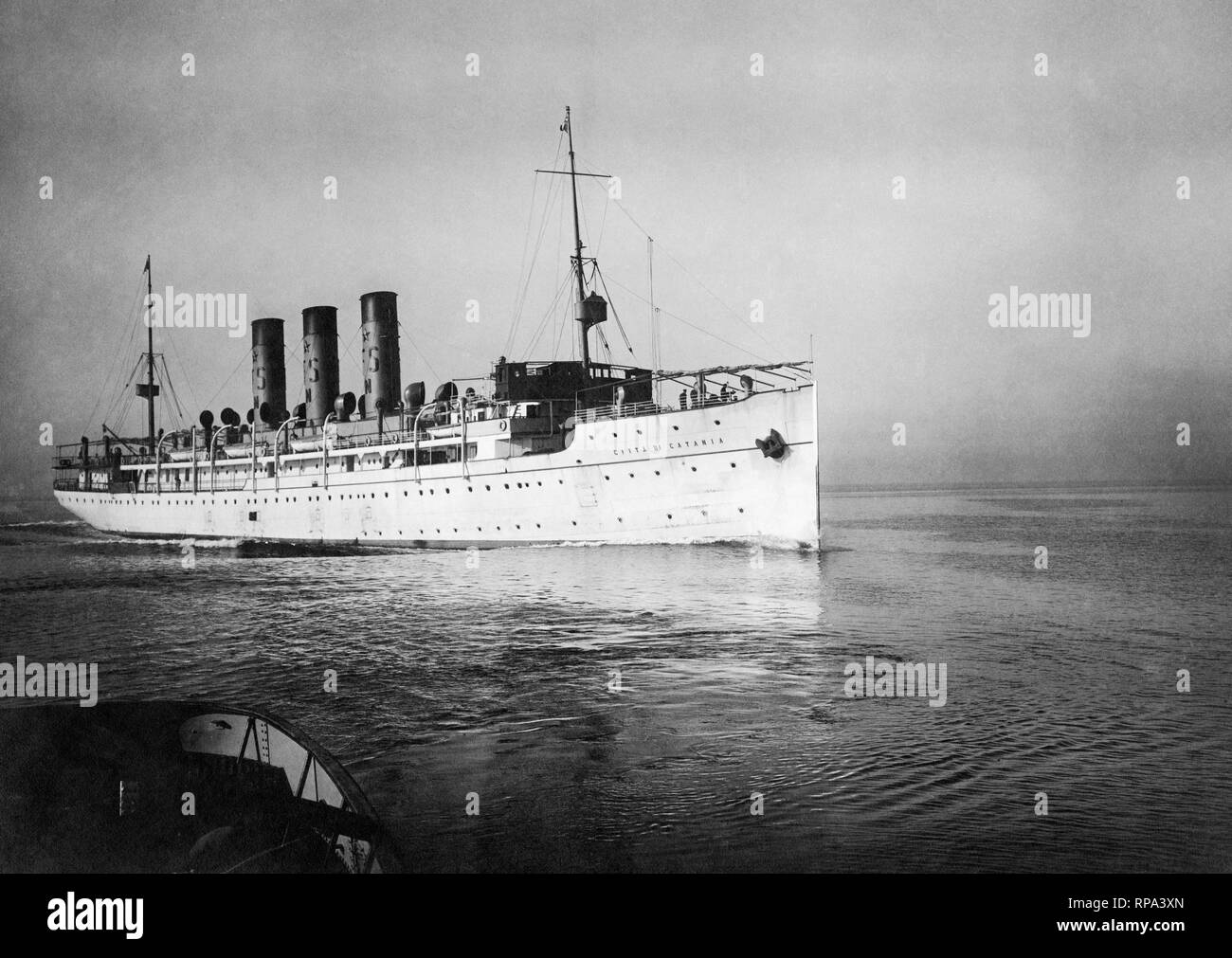 Motorships hi-res stock photography and images - Alamy