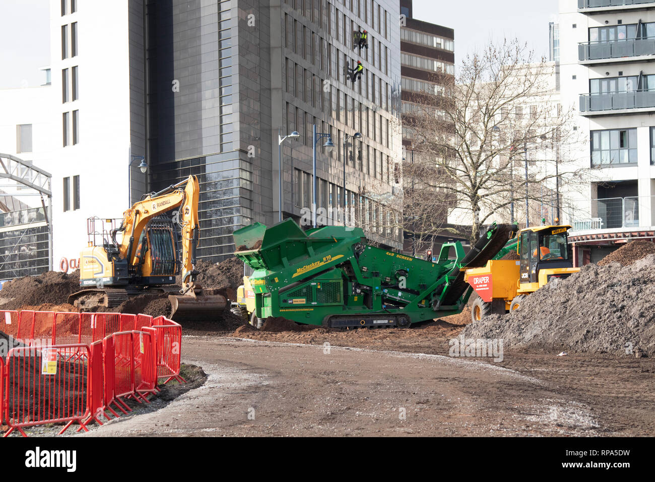 Hs2 train hi-res stock photography and images - Alamy