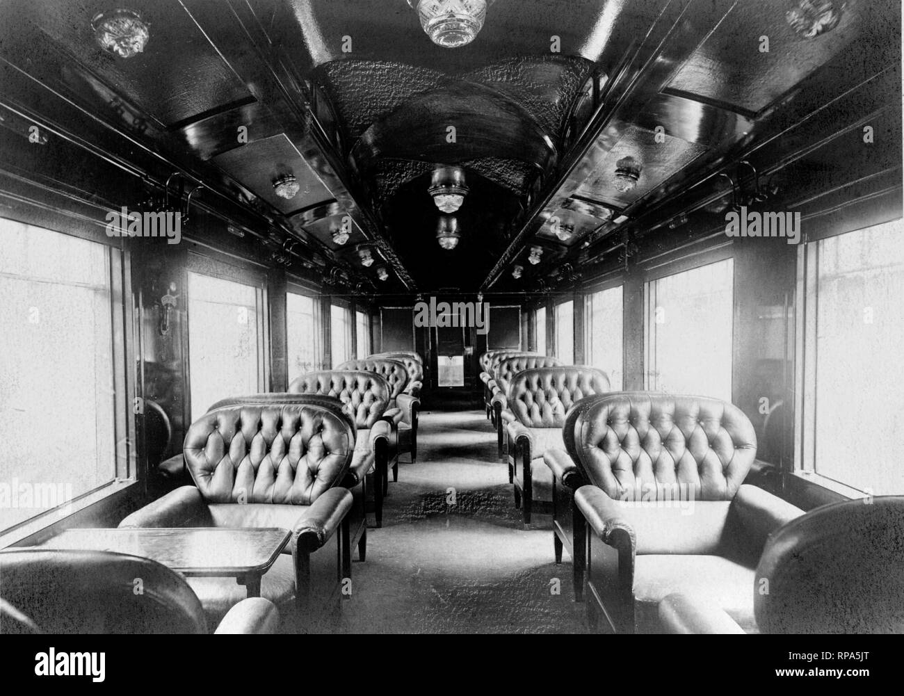 Train 1900 hi-res stock photography and images - Alamy