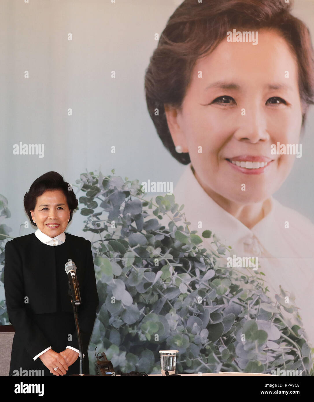 21st Feb, 2019. Legendary singer marks 60th anniversary of debut ...