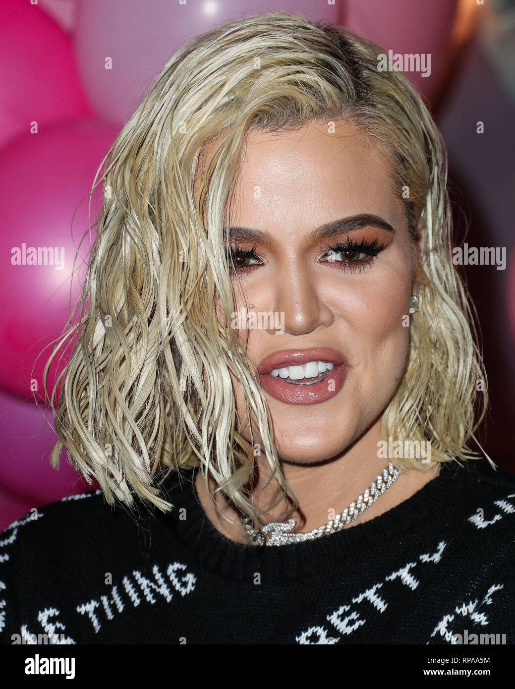 LOS ANGELES, CA, USA - FEBRUARY 20: Television personality Khloe ...