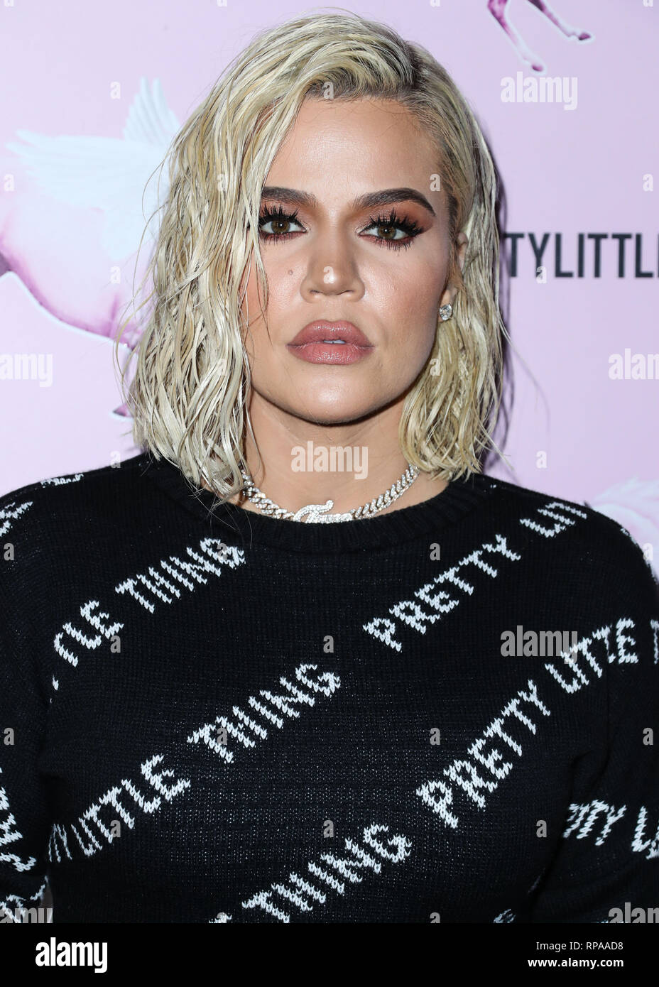 LOS ANGELES, CA, USA - FEBRUARY 20: Television personality Khloe ...