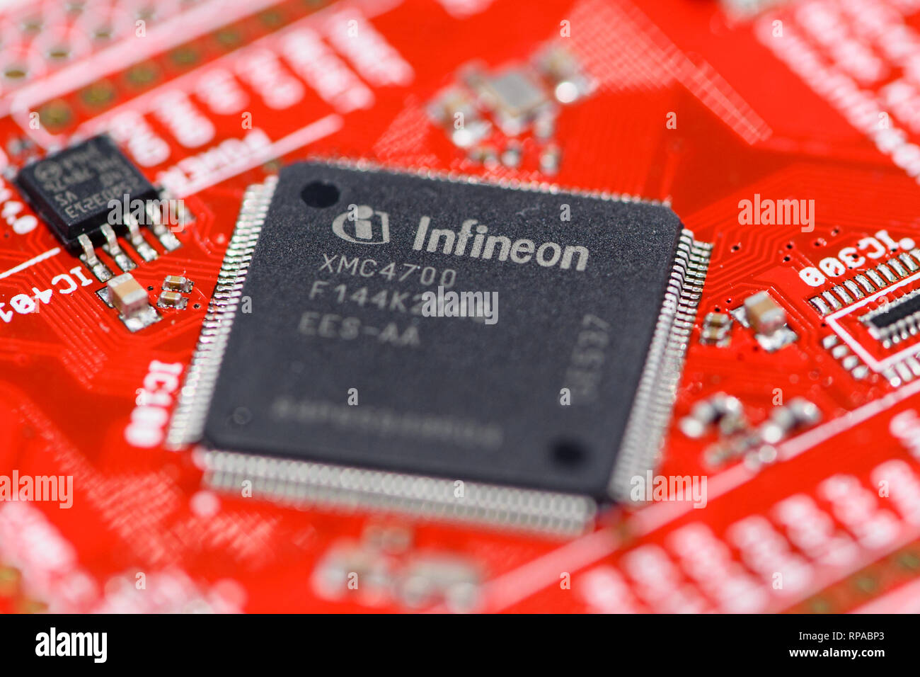 21 February 2019, Bavaria, München: The Infineon logo can be seen on a ...