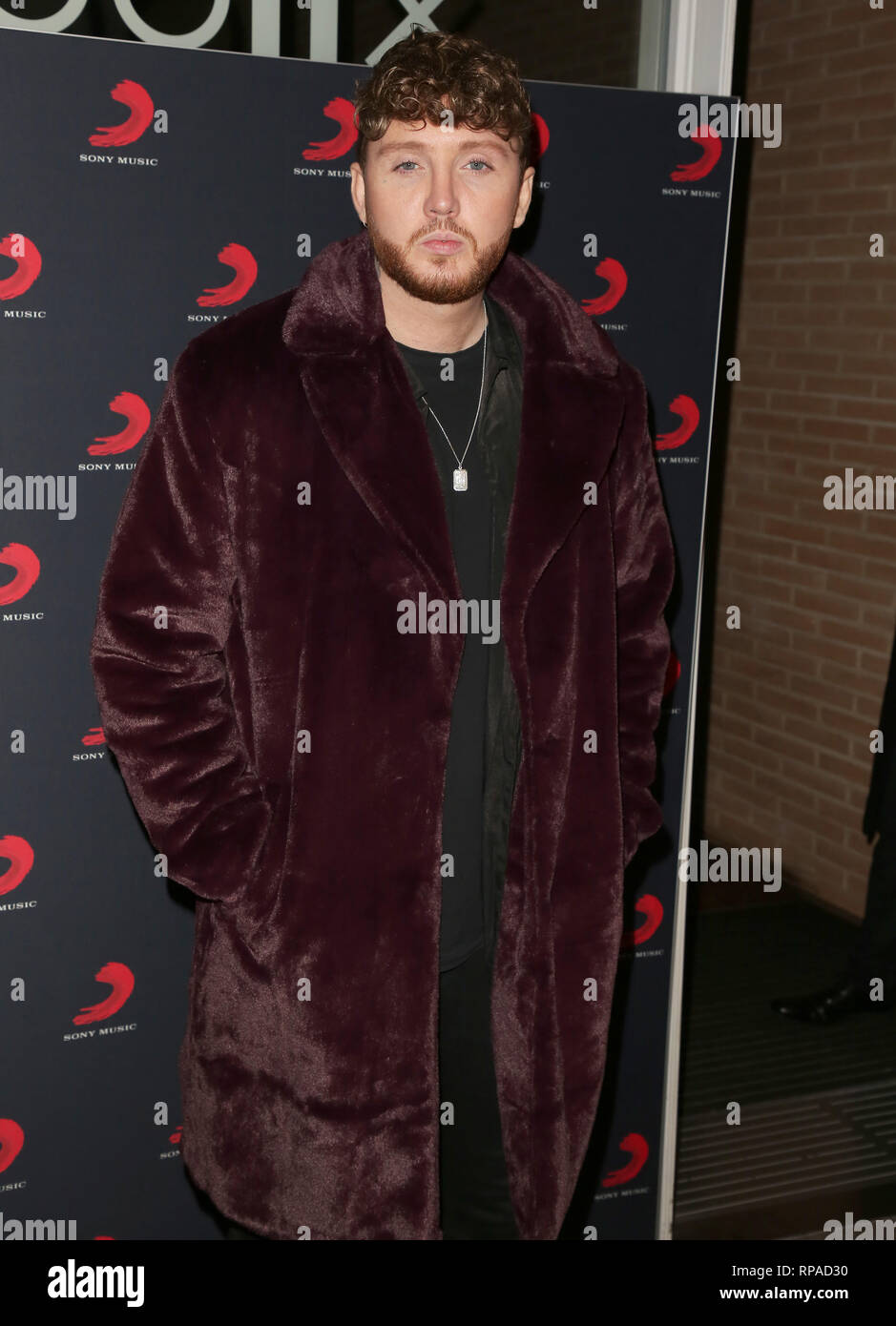 James arthur 2019 hi-res stock photography and images - Alamy