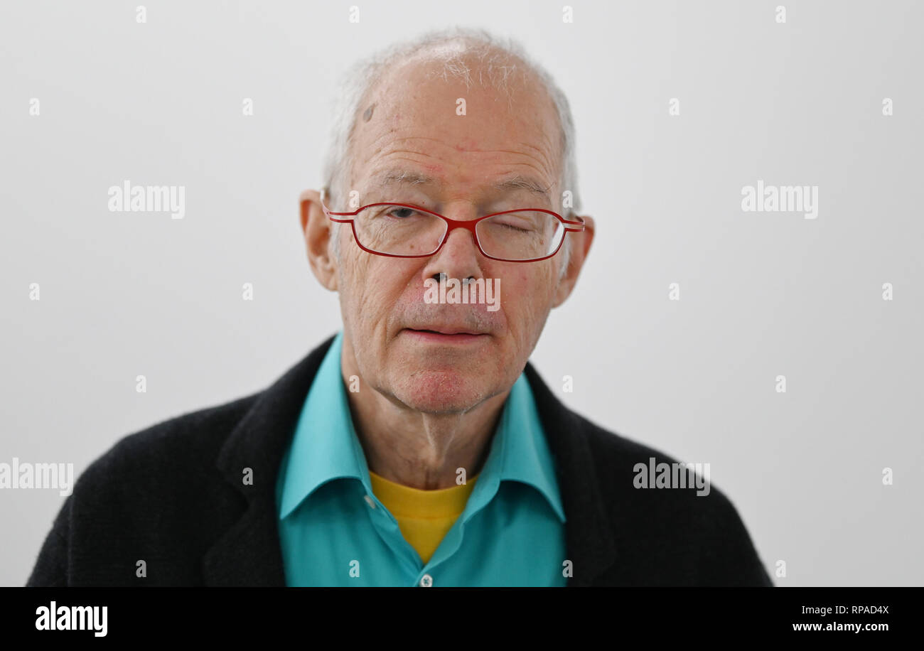 Riegel, Germany. 21st Feb, 2019. Artist Jakob Bill from Switzerland is ...