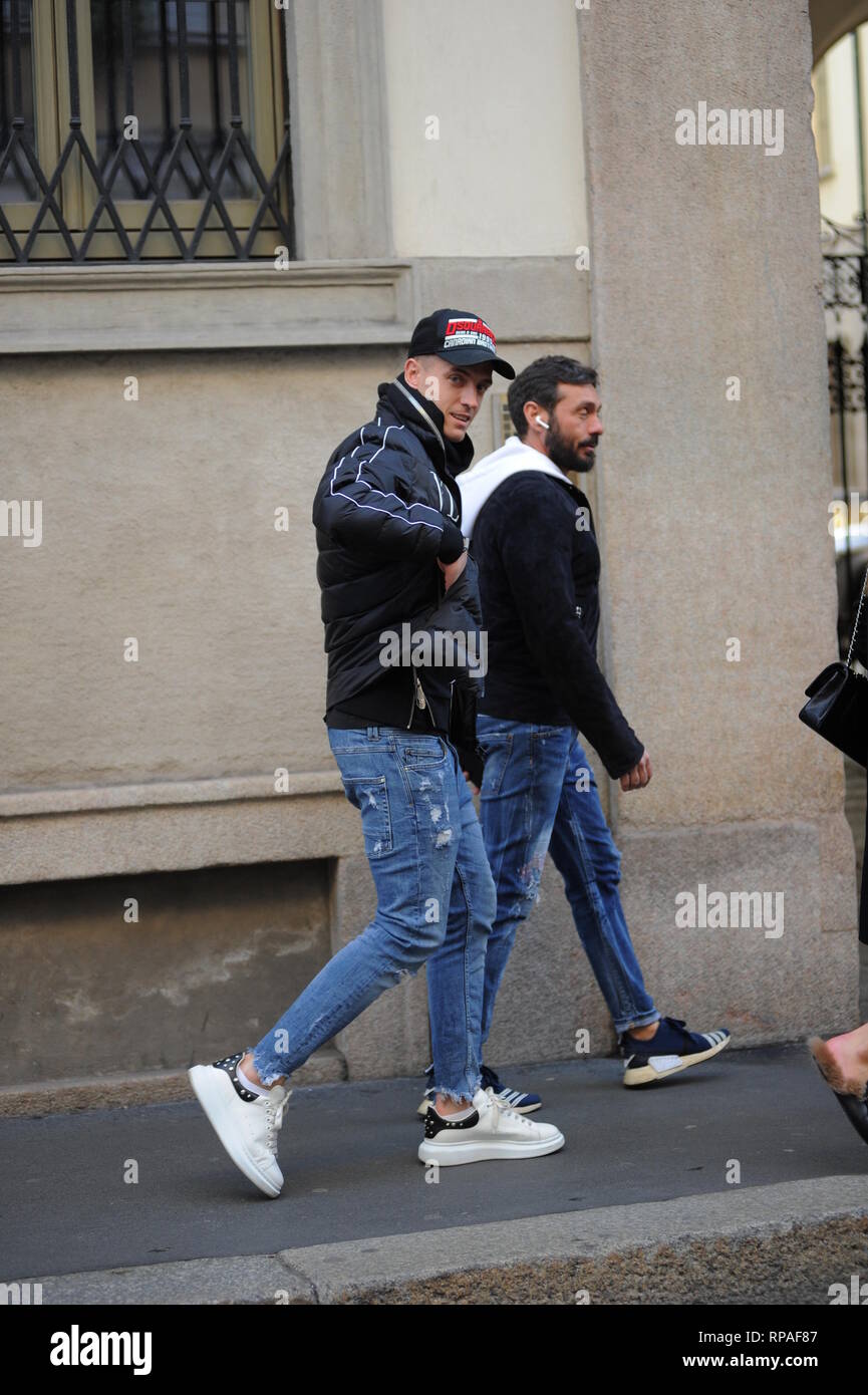 Milan, Piatek and girlfriend walking in the center - The striker of ...