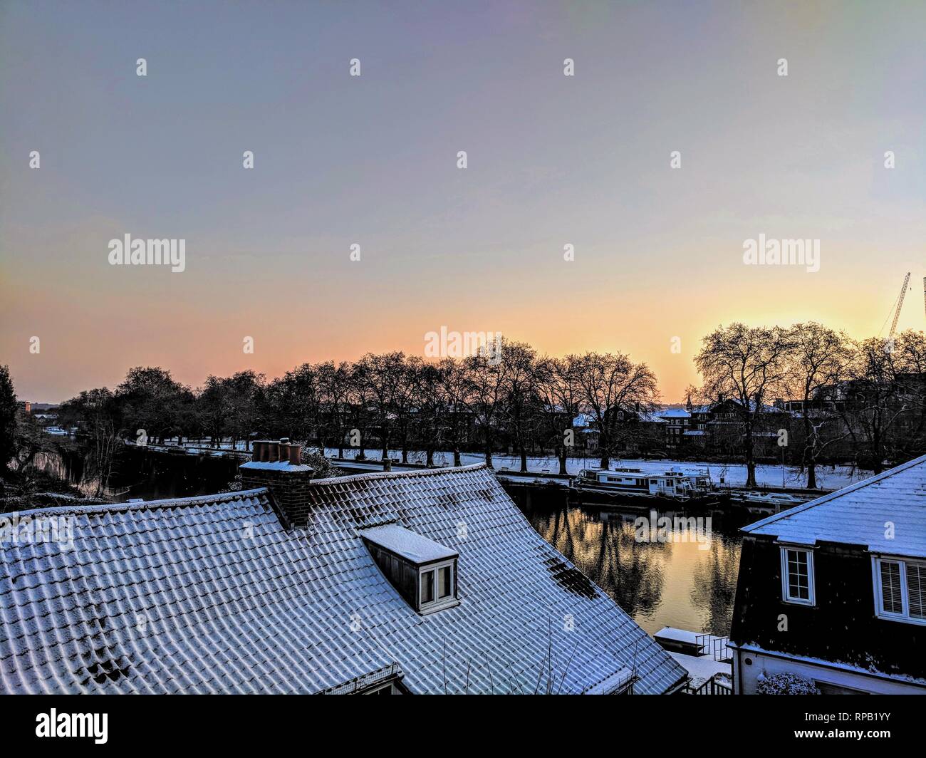 Calming city view hi-res stock photography and images - Alamy