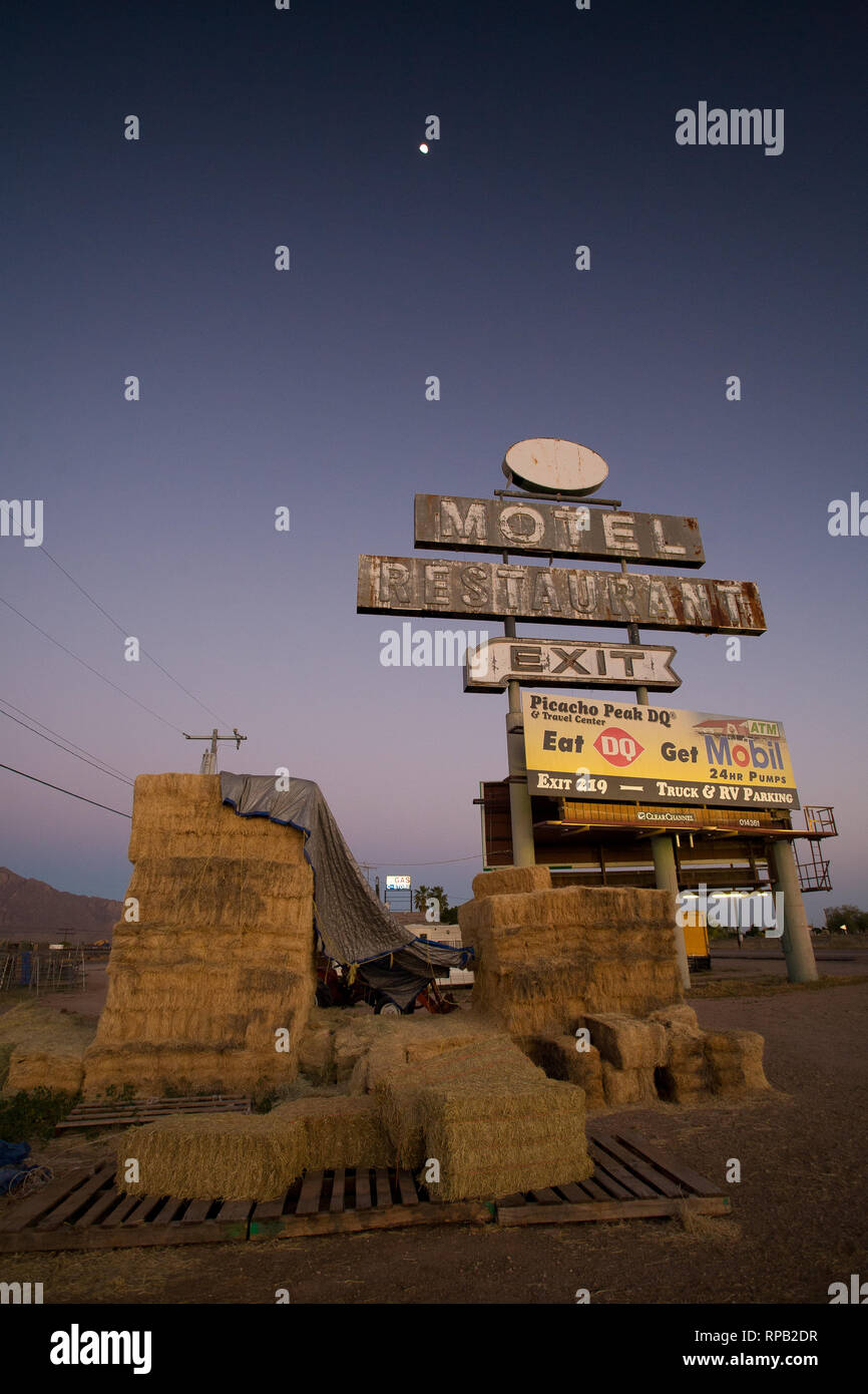 Abandoned Motel Sign Stock Photo - Alamy