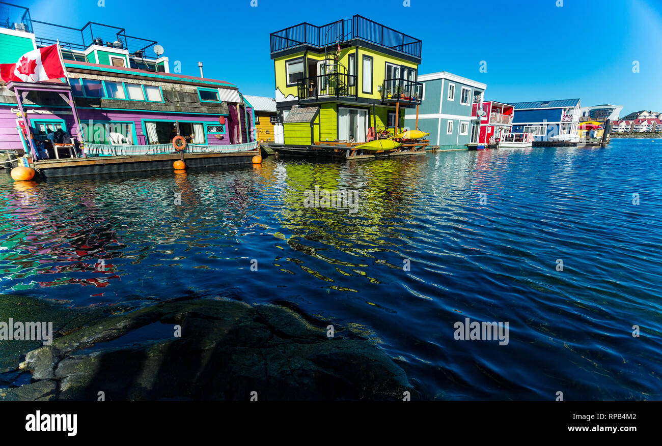 Floating Home Village colorful Houseboats Water Taxi Fisherman's Wharf ...