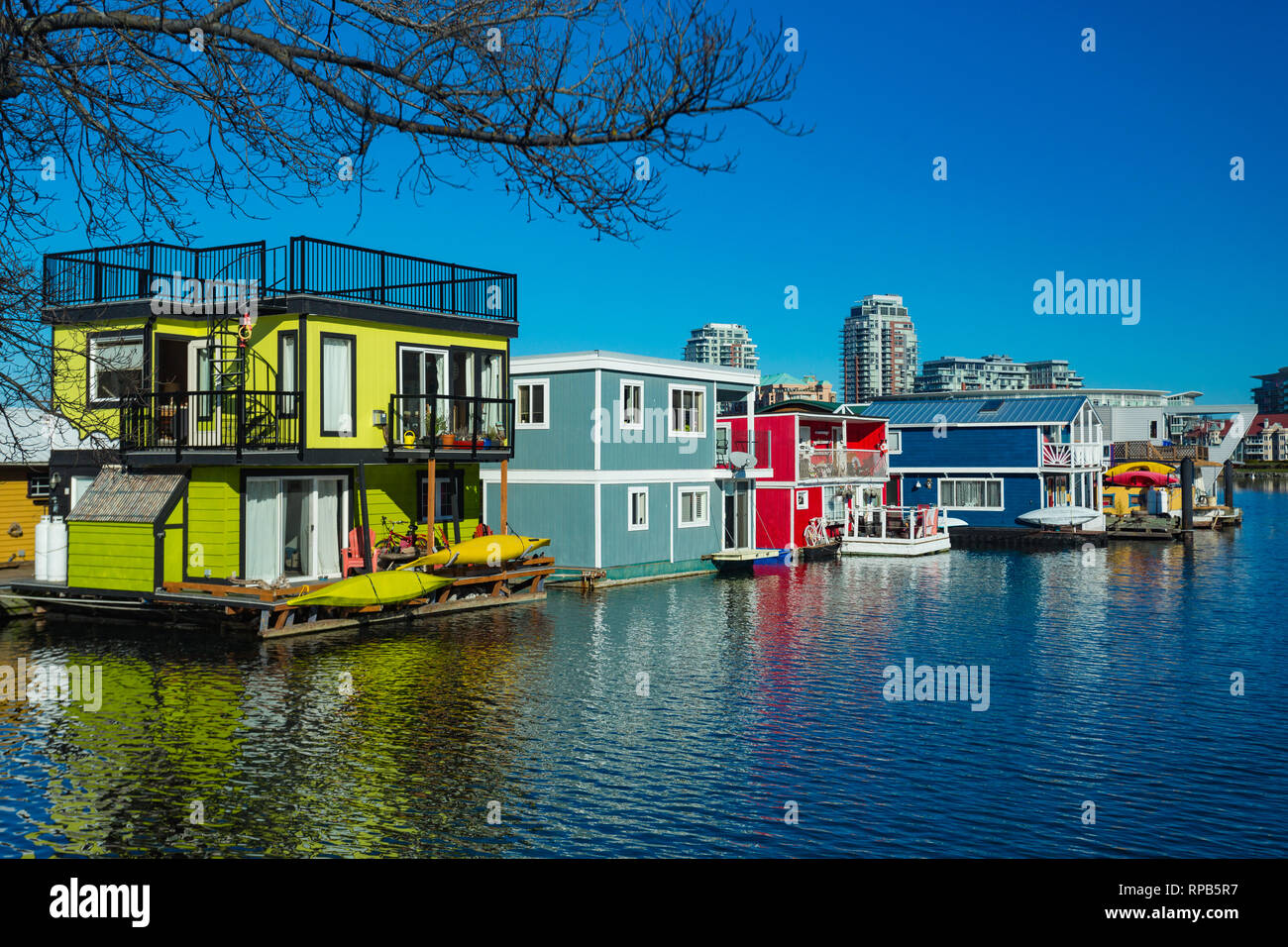 Floating Home Village colorful Houseboats Water Taxi Fisherman's Wharf ...