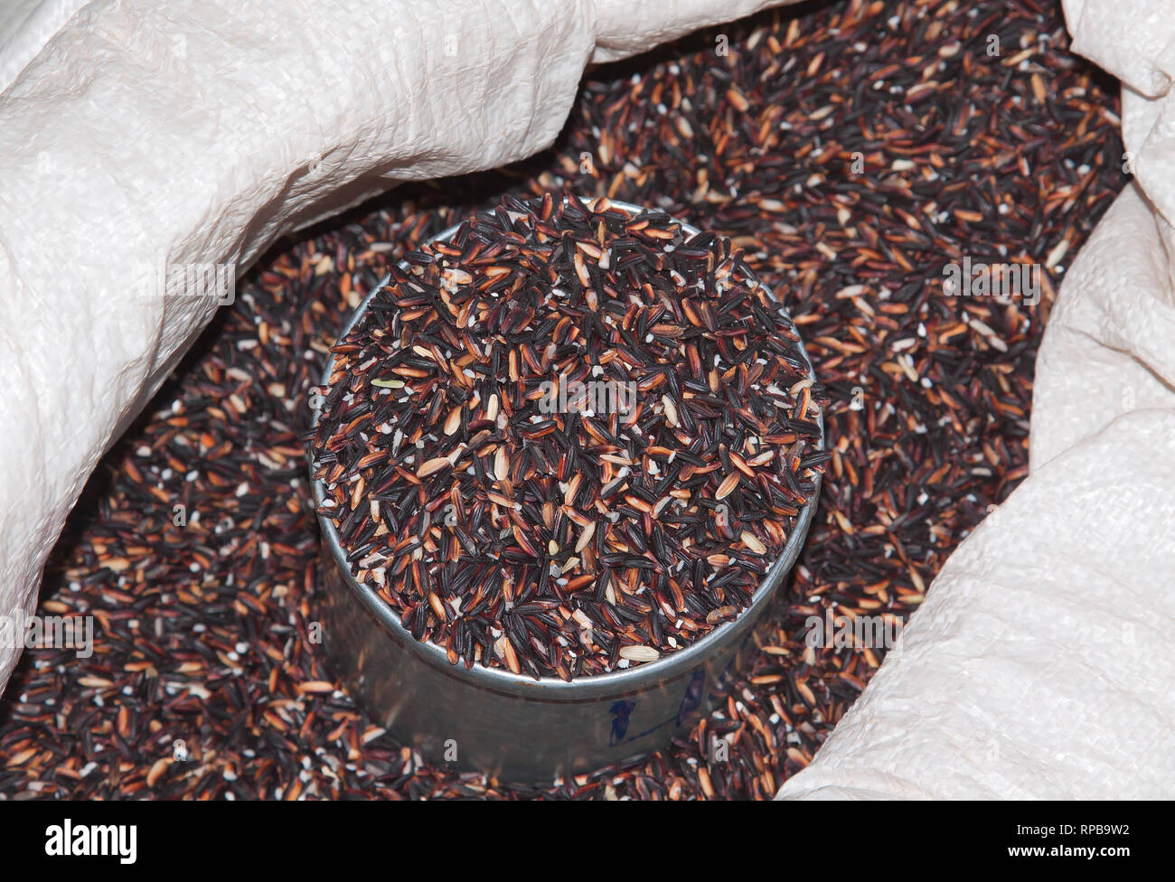 Unpeeled Rice High Resolution Stock Photography and Images - Alamy