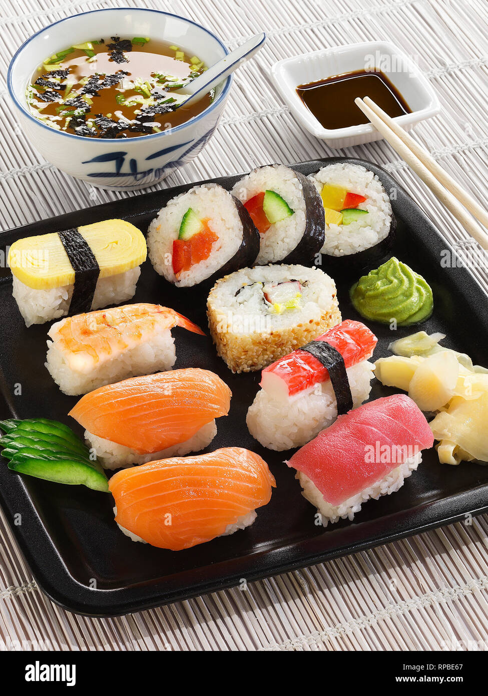 12 pieces hi-res stock photography and images - Alamy