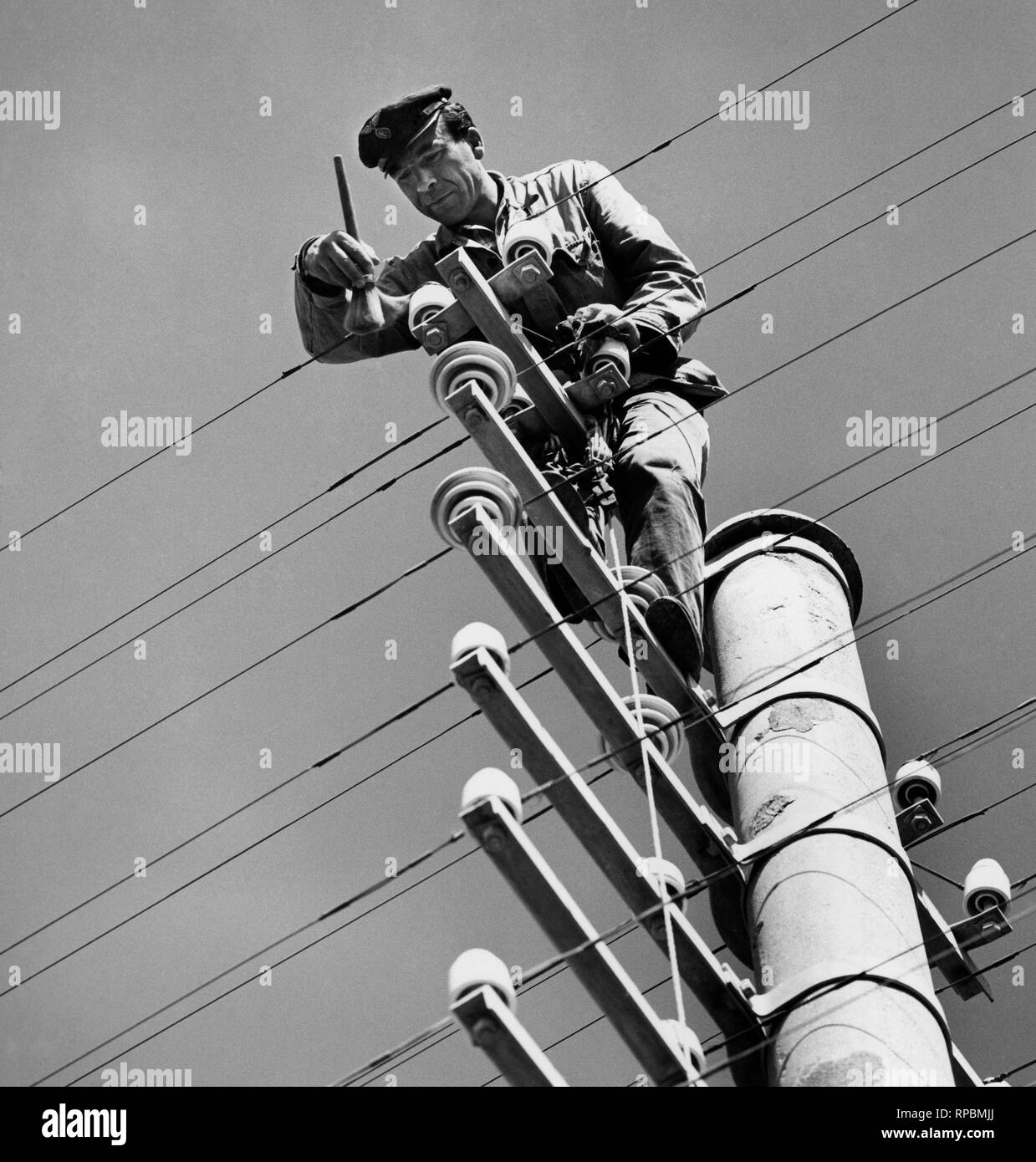 Telegraph stations hi-res stock photography and images - Alamy