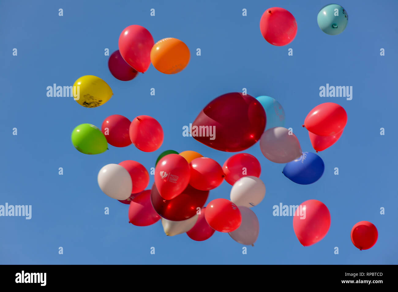 Too Many Balls In The Air High Resolution Stock Photography and Images ...