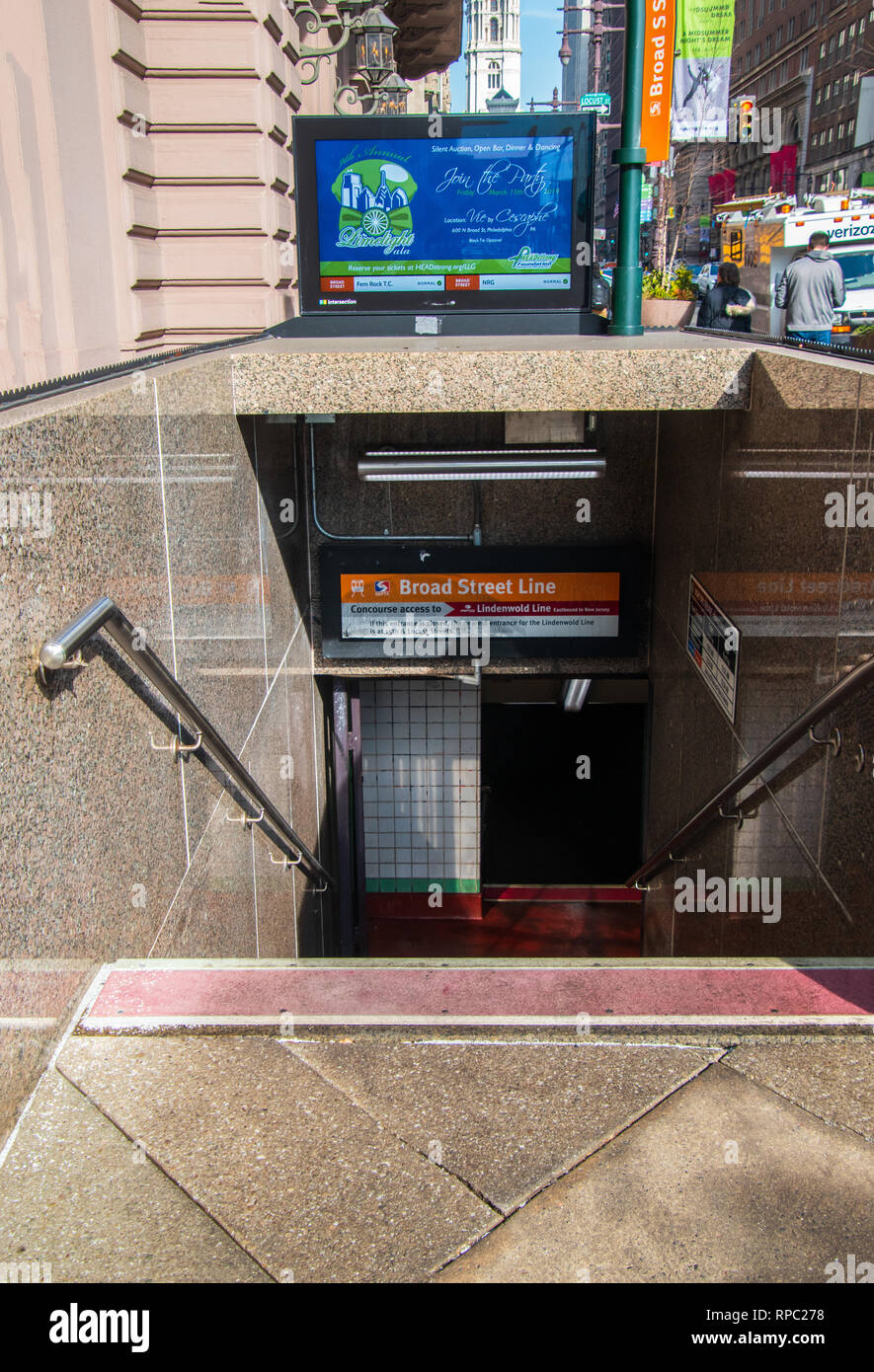 Septa concourse hi-res stock photography and images - Alamy