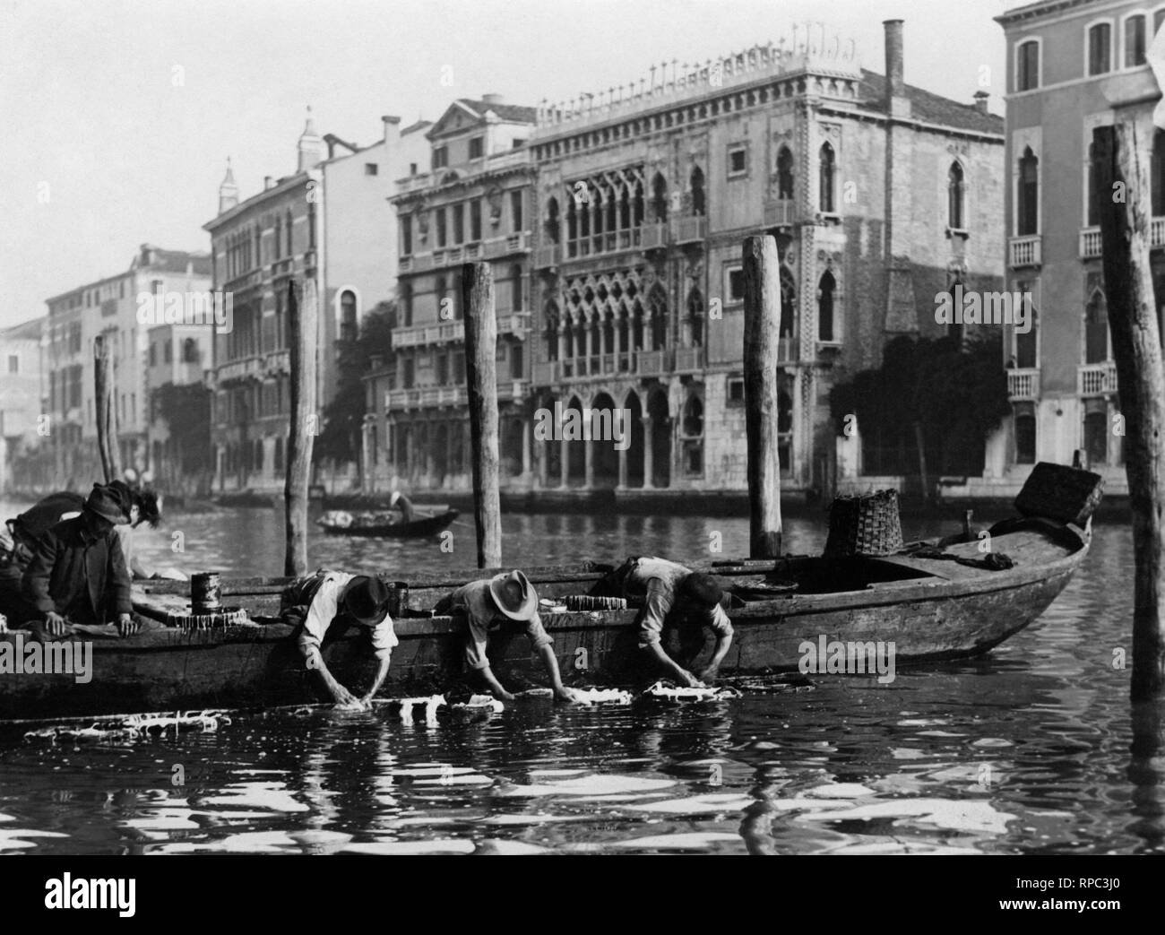 Cuttlefish fishing boat Black and White Stock Photos & Images - Alamy
