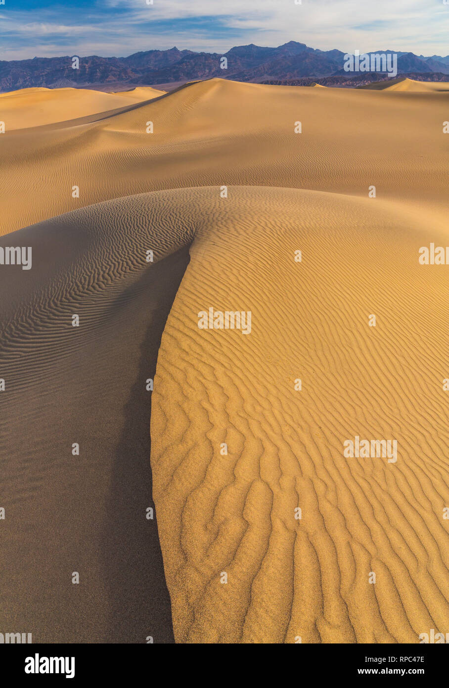 Mesquite Flat Sand Dunes, Death Valley National Park, California, USA ...