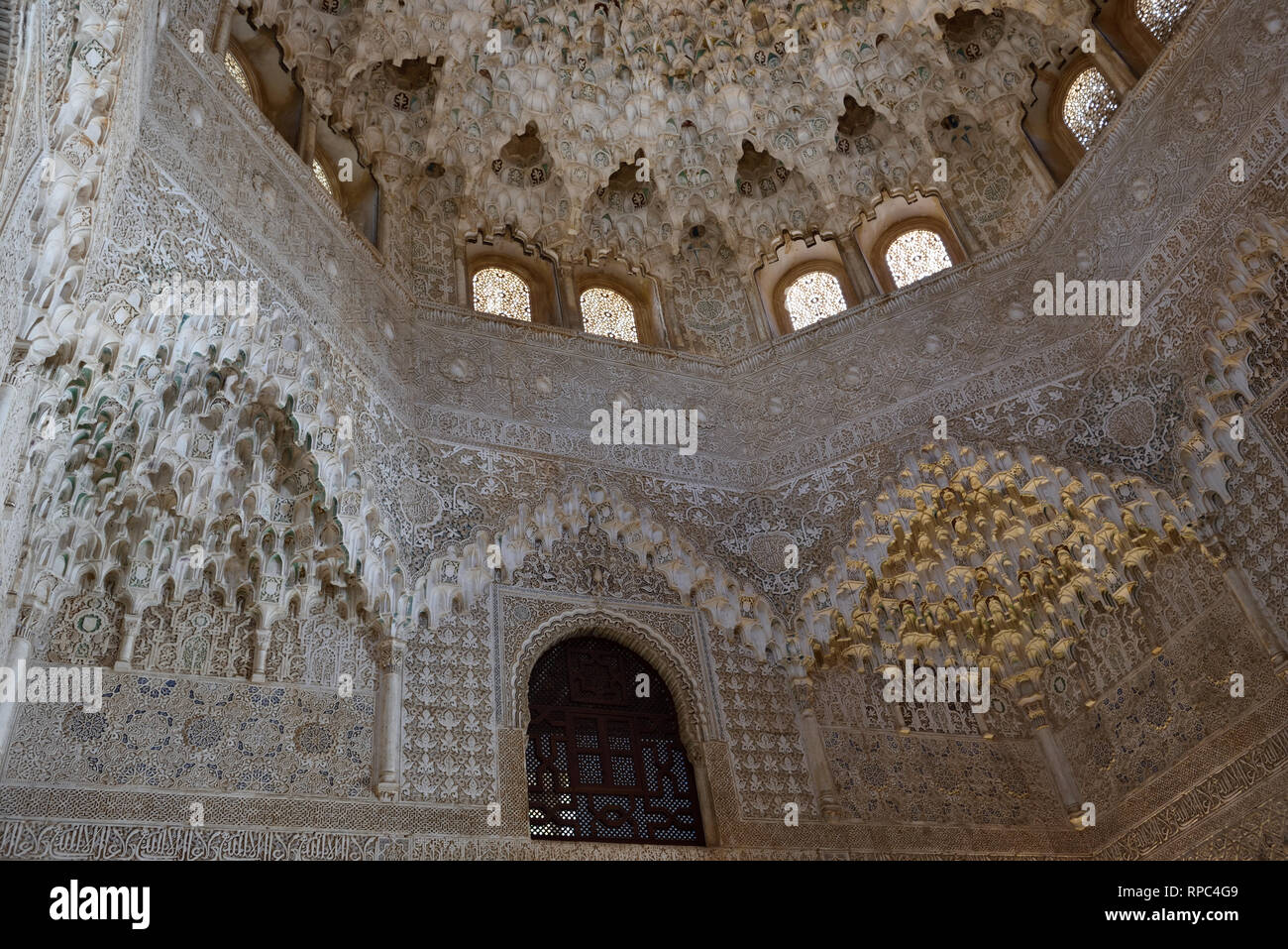 Alhambra granada plaster hi-res stock photography and images - Alamy