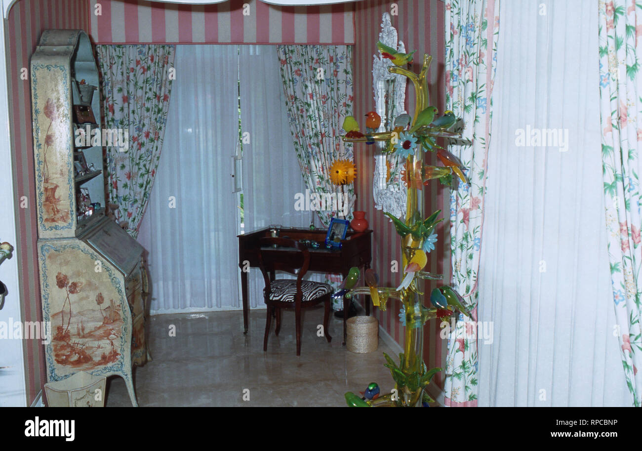 Hans heinrich baron thyssen bornemisza hi-res stock photography and ...