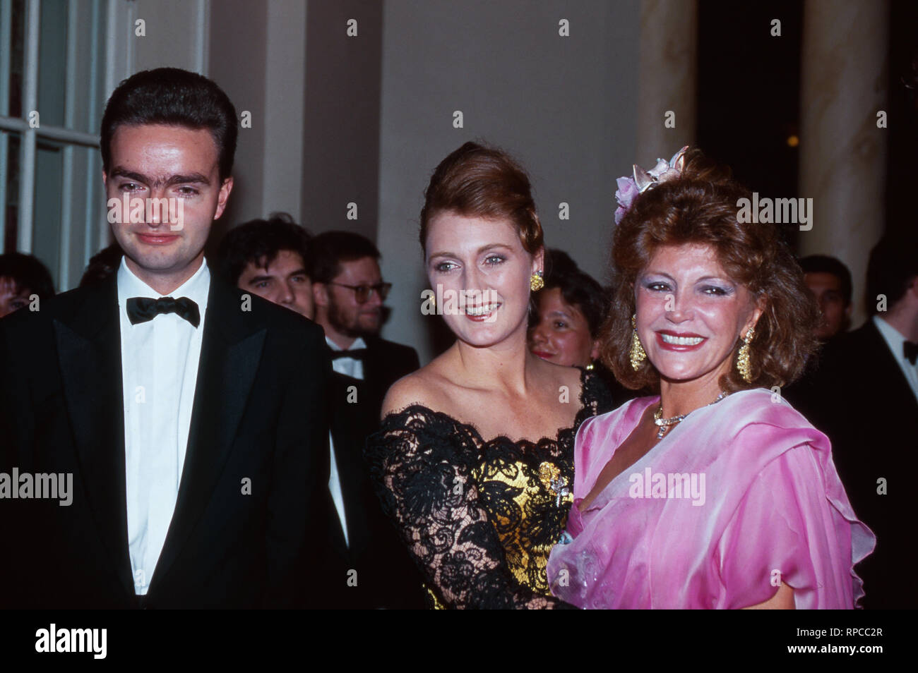 Baronin Francesca Von Thyssen Bornemisza Mit Ihrem Schwager Georg Von