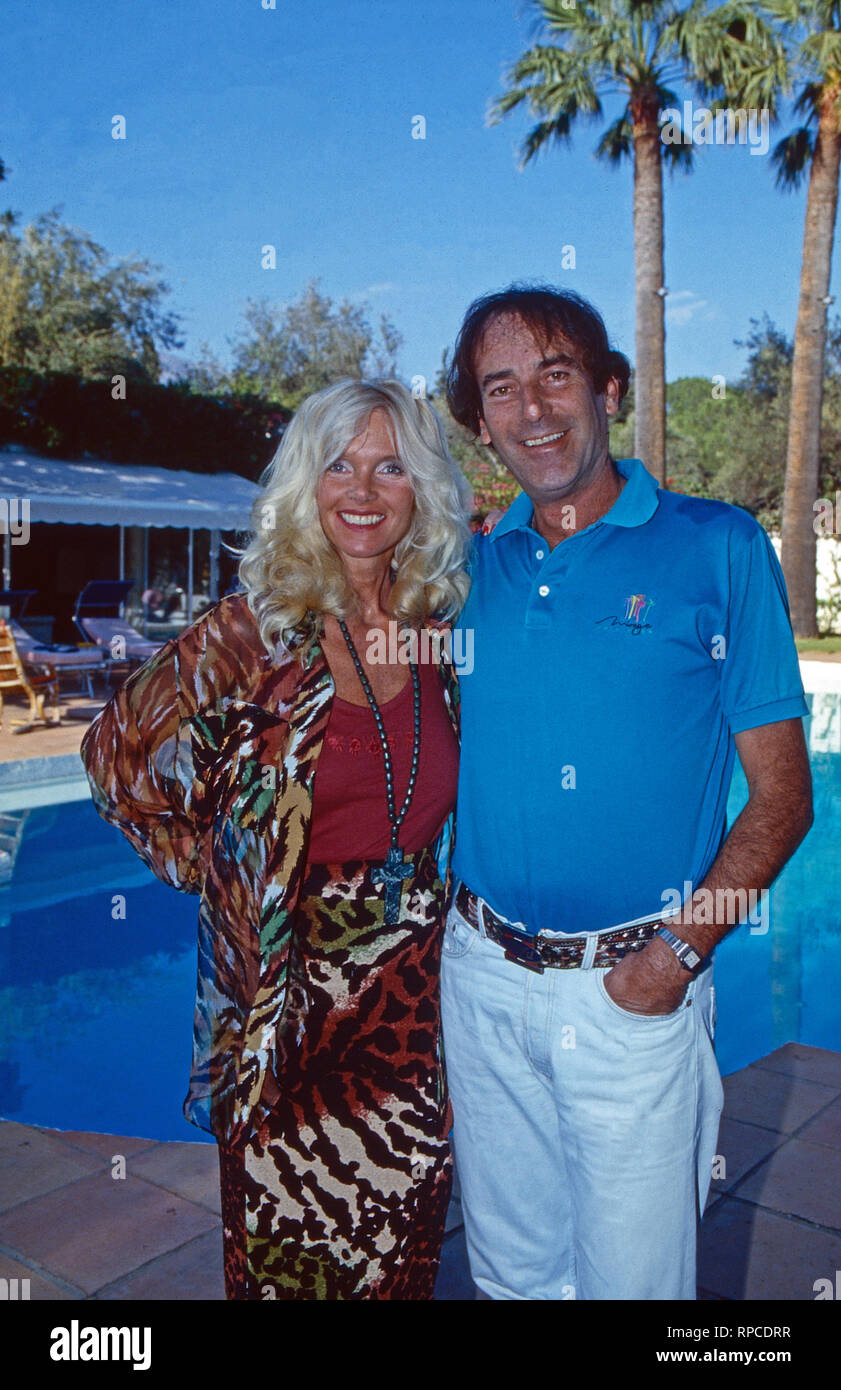 Gunilla Gräfin von Bismarck mit Luis Ortiz in Marbella, Spanien 1999 ... Gunilla Gräfin von Bismarck mit Luis Ortiz in Marbella, Spanien 1999 ...