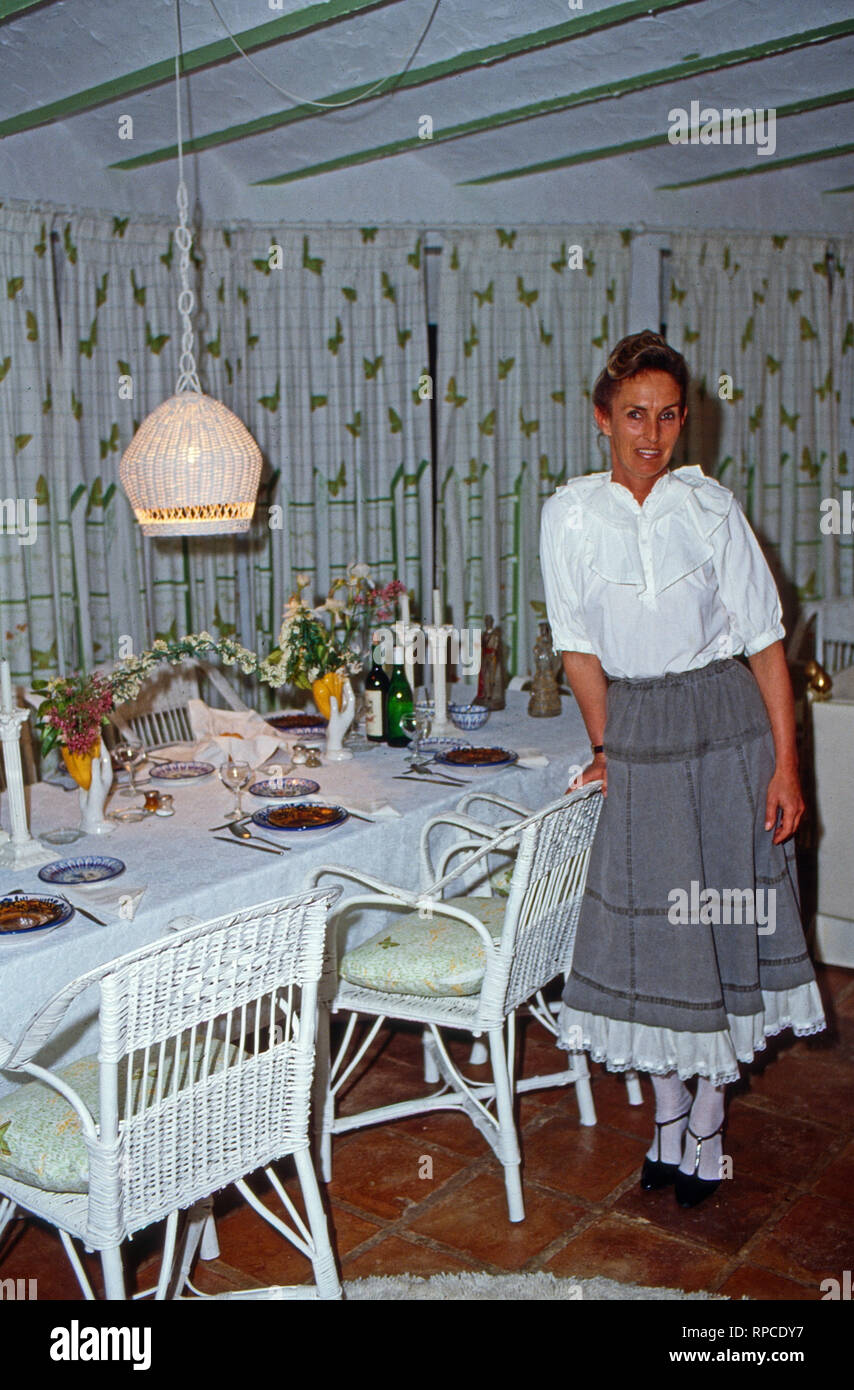 Esliabeth Fürstin von Bismarck mit Ehefrau Elisabeth in Marbella ...
