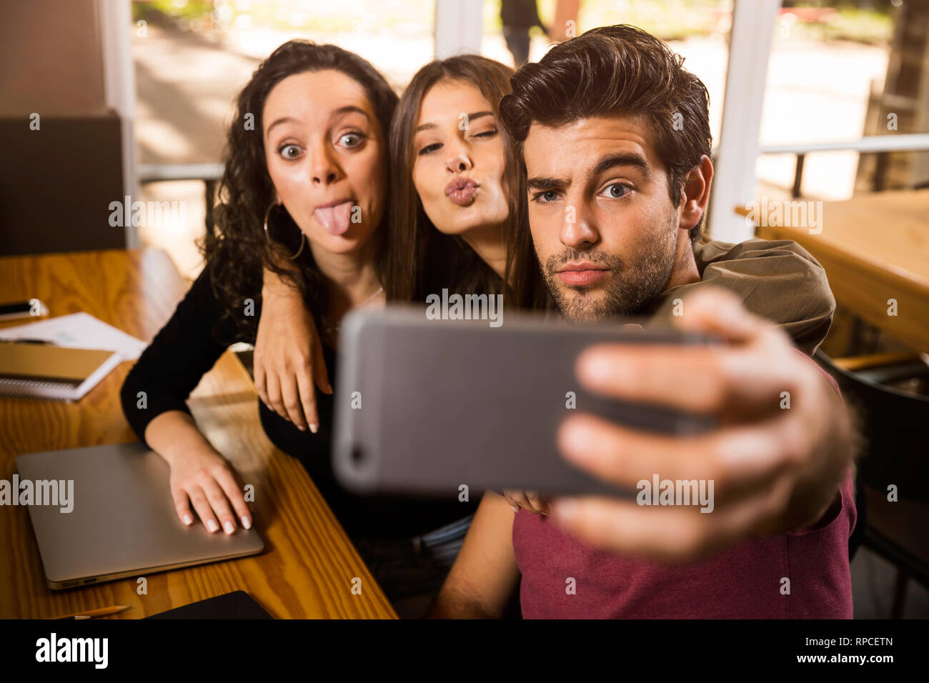 Happy photo shoot team hi-res stock photography and images - Alamy