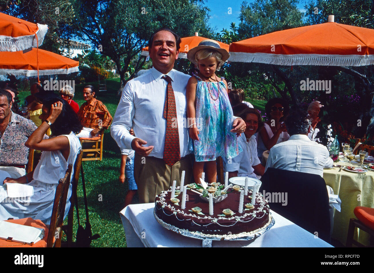 Rudolf Graf und Herr von Schönburg Glauchau beim Geburtstag von Tochter ...