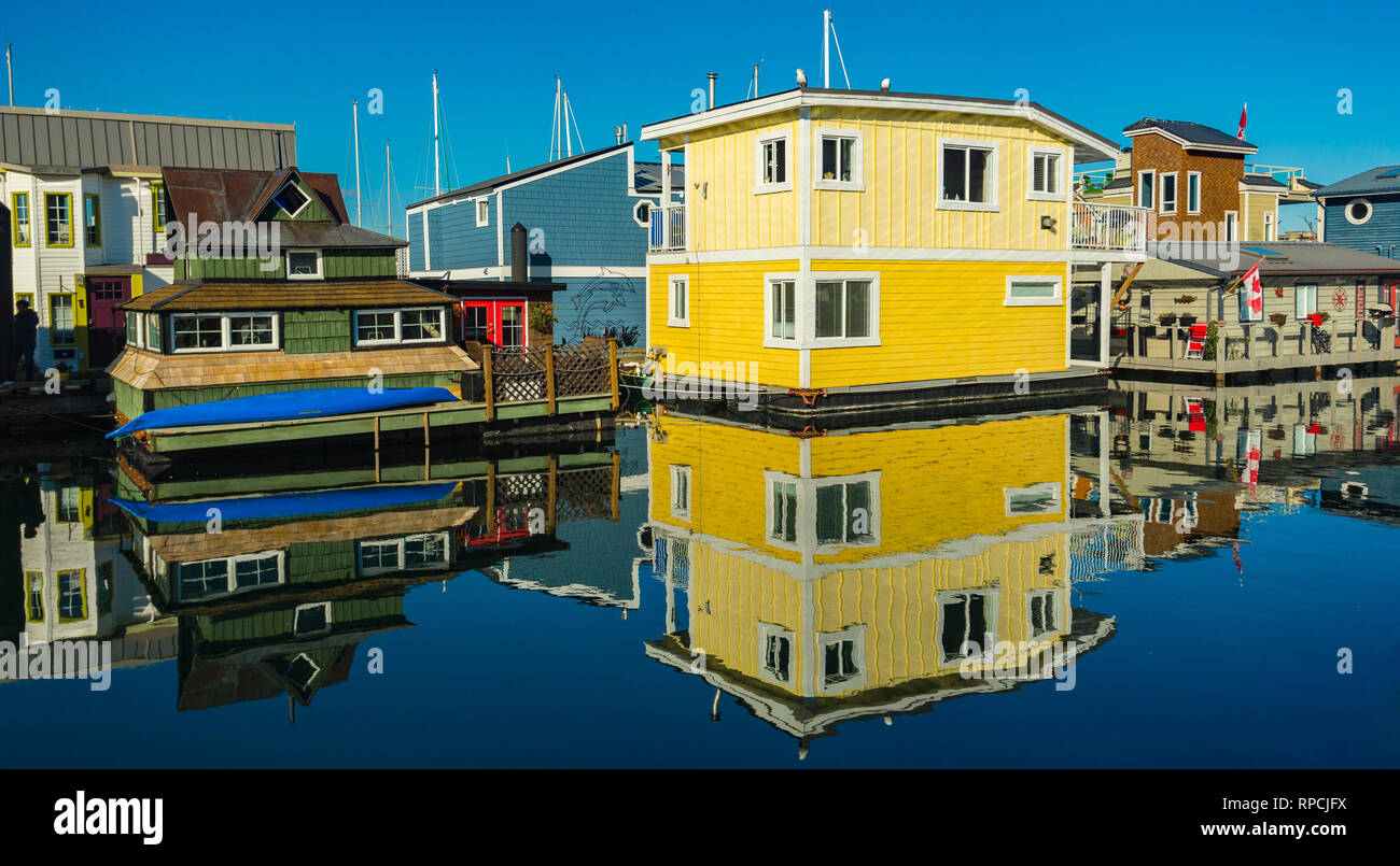Floating homes on lake union hi-res stock photography and images - Alamy