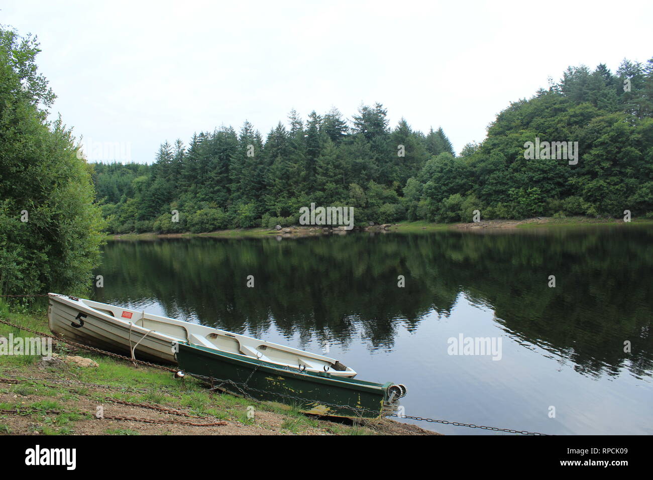 Devon lakes hi-res stock photography and images - Alamy